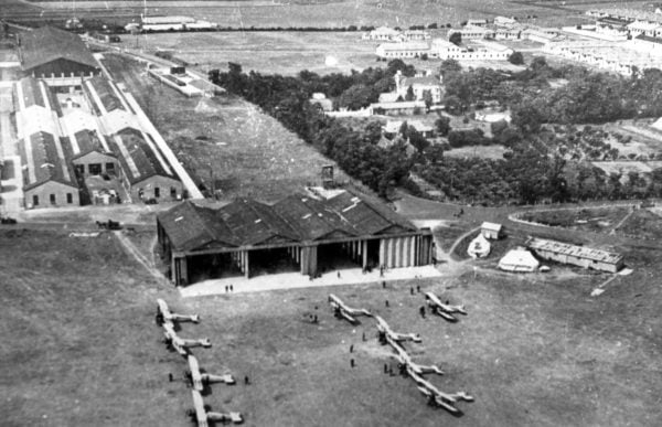 Manston Layout History - History of Manston Airfield